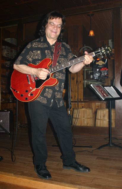 Tony Purrone Trio Smokes The Owl Shop | New Haven Independent